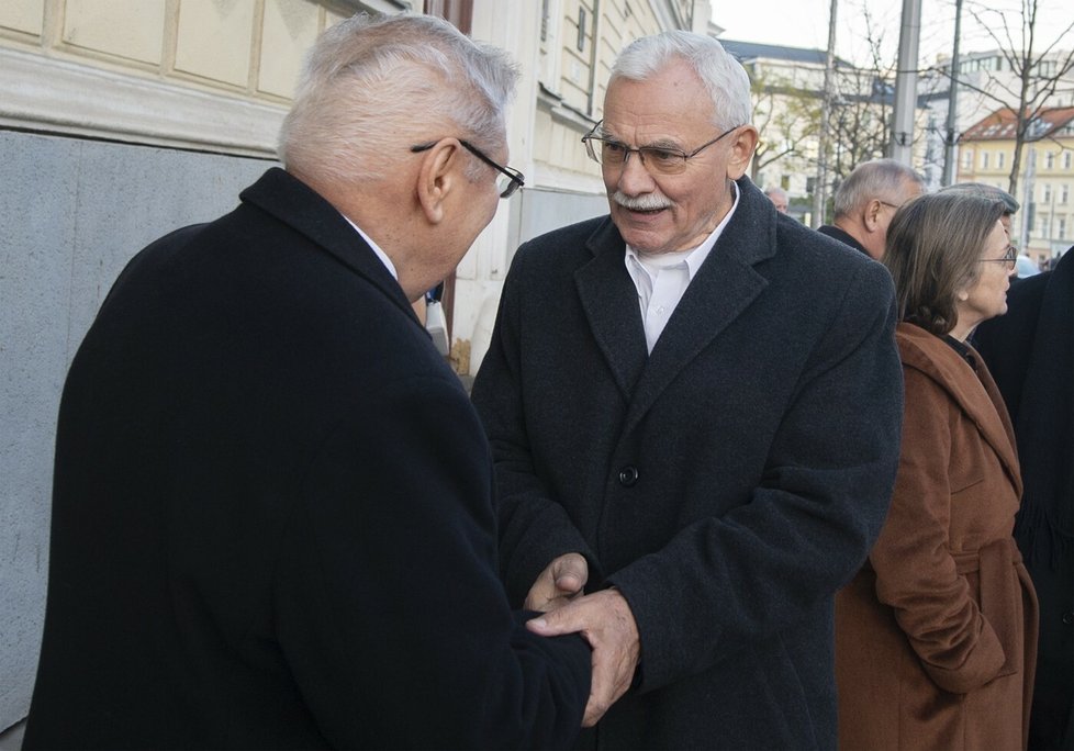 Zemřel exposlanec Cuper (†78): „Proslavil“ se nehodou se 2 promile ...