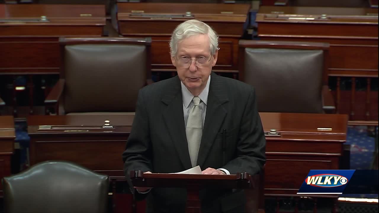 Sen. Mitch McConnell falls down stairs inside U.S. Capitol building