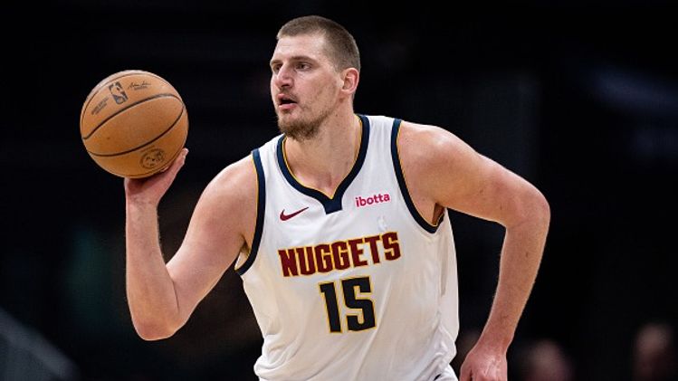 Nikola Jokic Injury Report: Will the Nuggets' star center play tonight ...