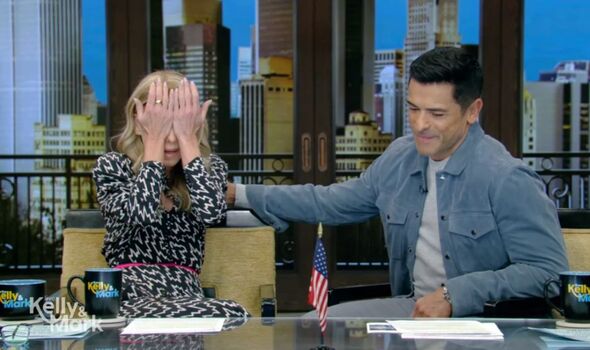 Kelly Ripa cries with Mark Consuelos on Live after sad death of 17-year ...