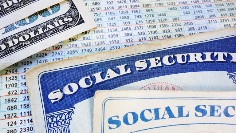 Social Security Timing: 3 Questions to Help You Decide When to File