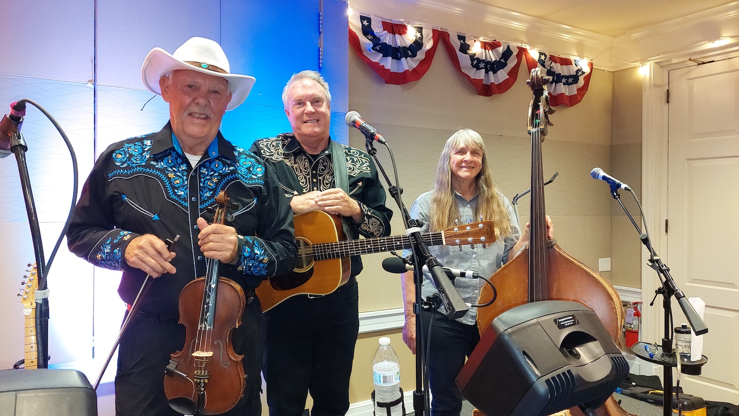 Sandy Back Porch performs for Second Saturdays at Sweetwater