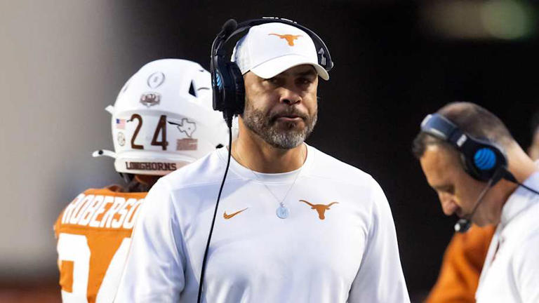 Texas Assistant Coach Chris Jackson Named National Recruiter of the Year
