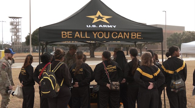 A&M’s ‘Meet Your Army’ Offers Student Opportunities