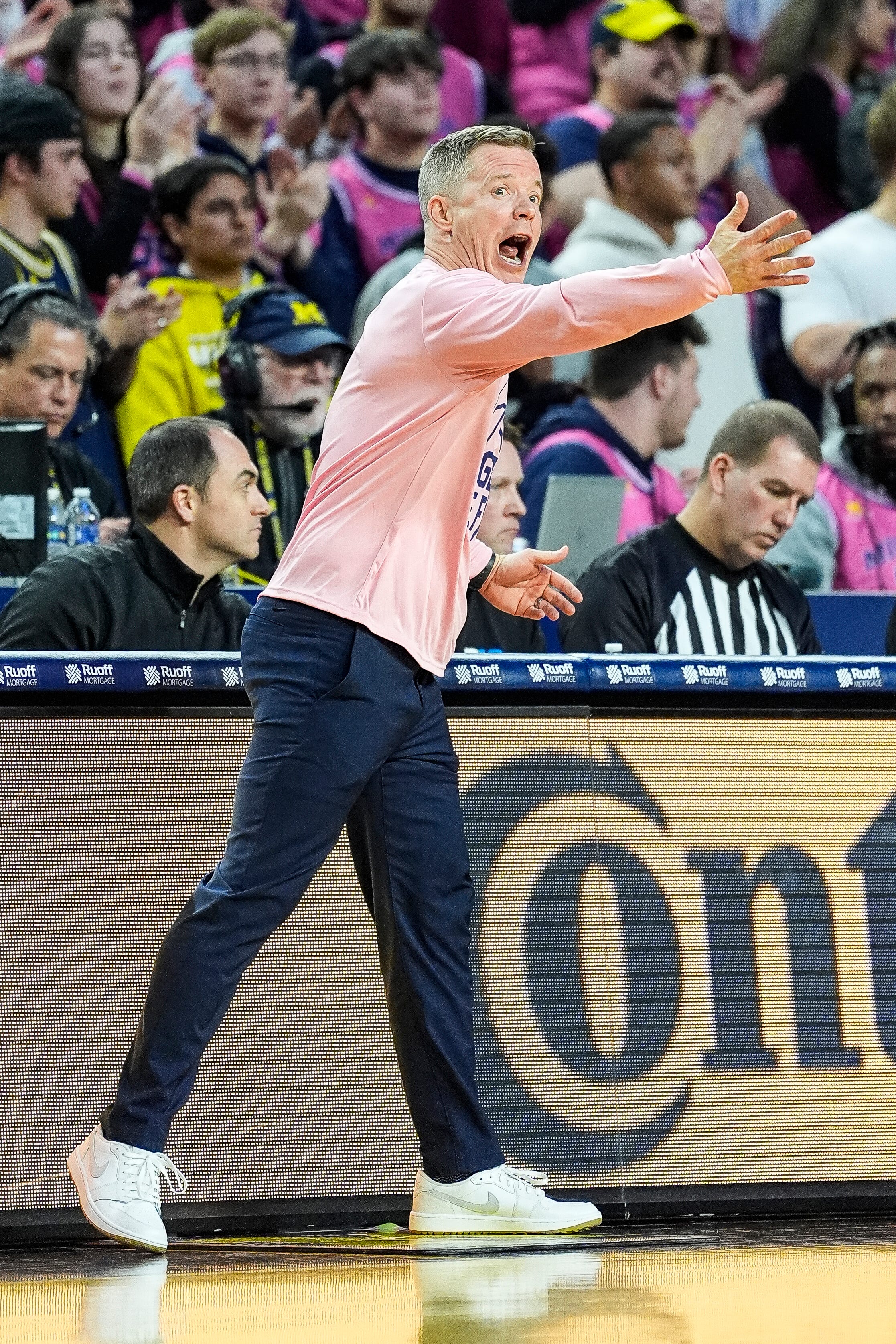 Yaxel Lendeborg dominated debut, but practice habits ripped by Michigan ...