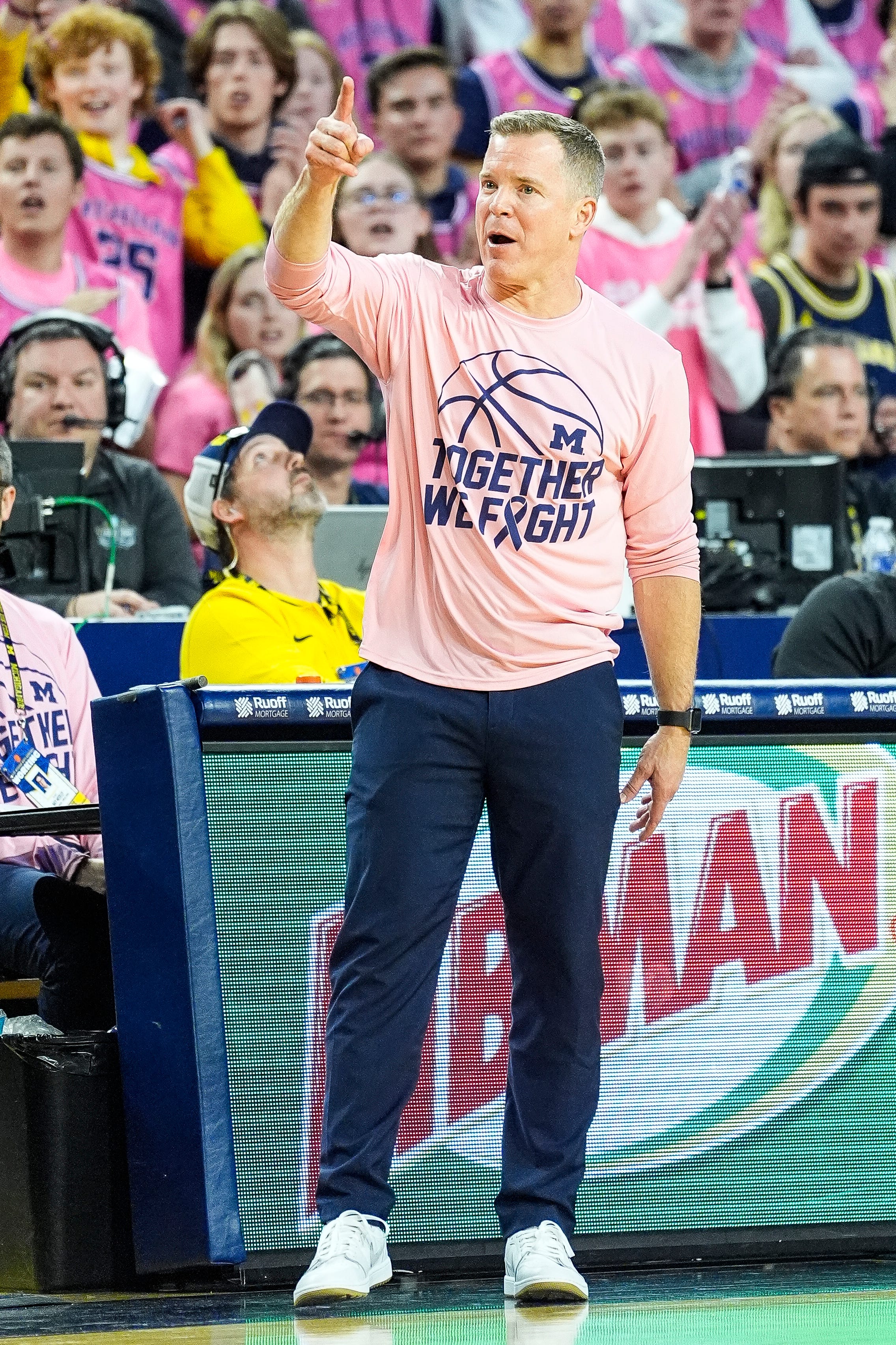 'We grew up Indiana fans': Dusty May returning to Assembly Hall leading ...