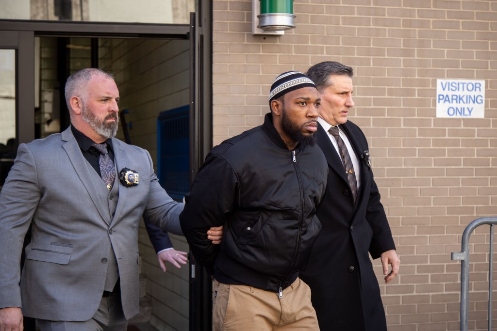 Brute accused of killing NYC dad with random knockout punch in 2017 ...