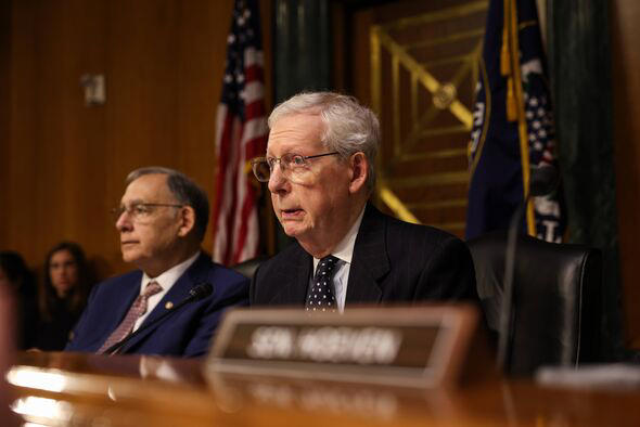 Mitch McConnell sparks concern as he uses wheelchair at Capitol after ... Mitch McConnell sparks concern as he uses wheelchair at Capitol after ...