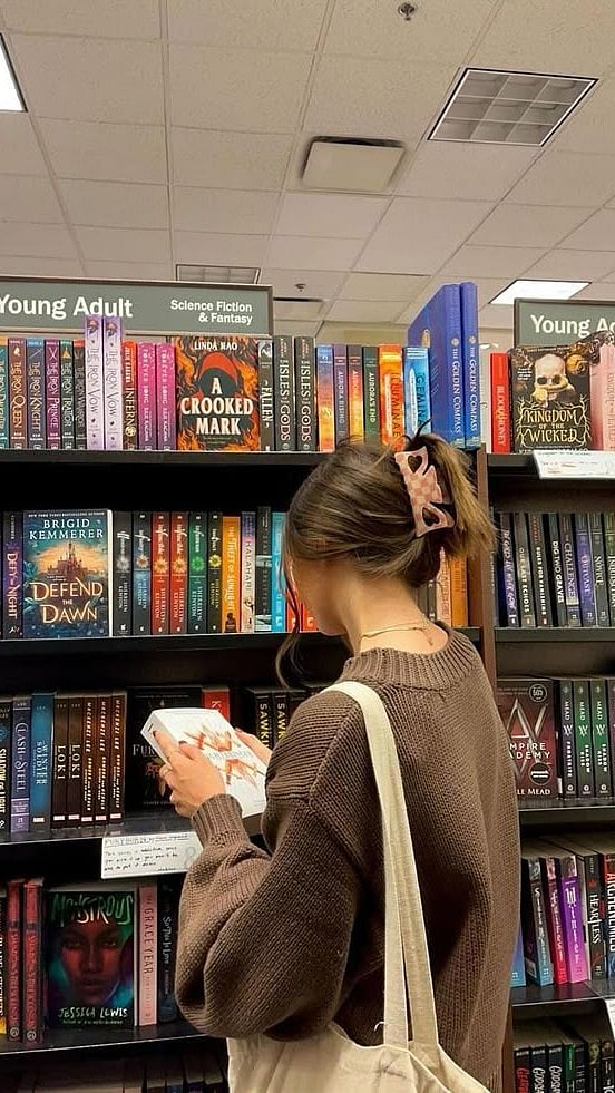 IN PICS: 7 Book Recommendations From Every Genre For Beginners
