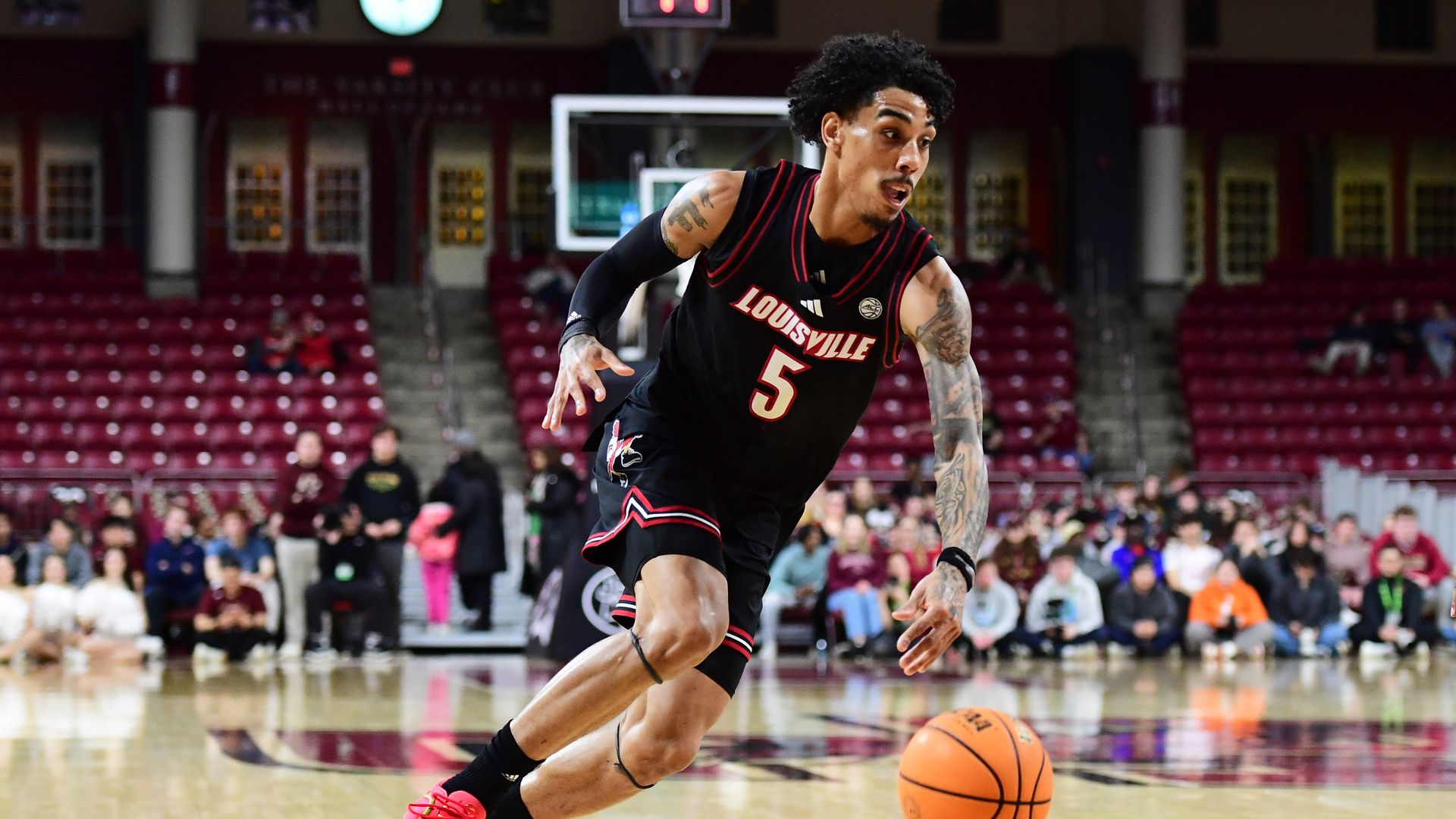 Cards bounce back with 84-58 romp at Boston College