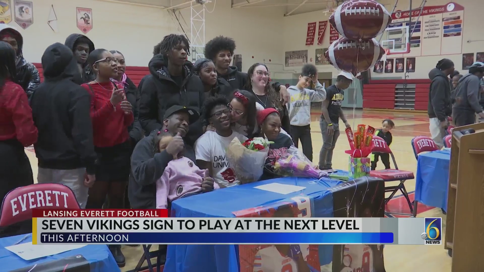 Lansing Everett football has seven players sign to play at the next level
