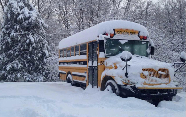 PA schools closed, remote learning widely used Monday