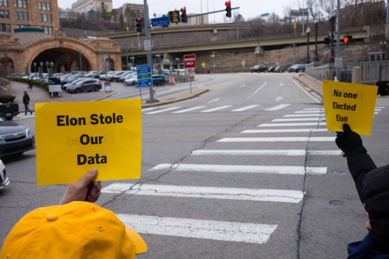 In Pittsburgh, national protest against Trump directs anger at Fetterman