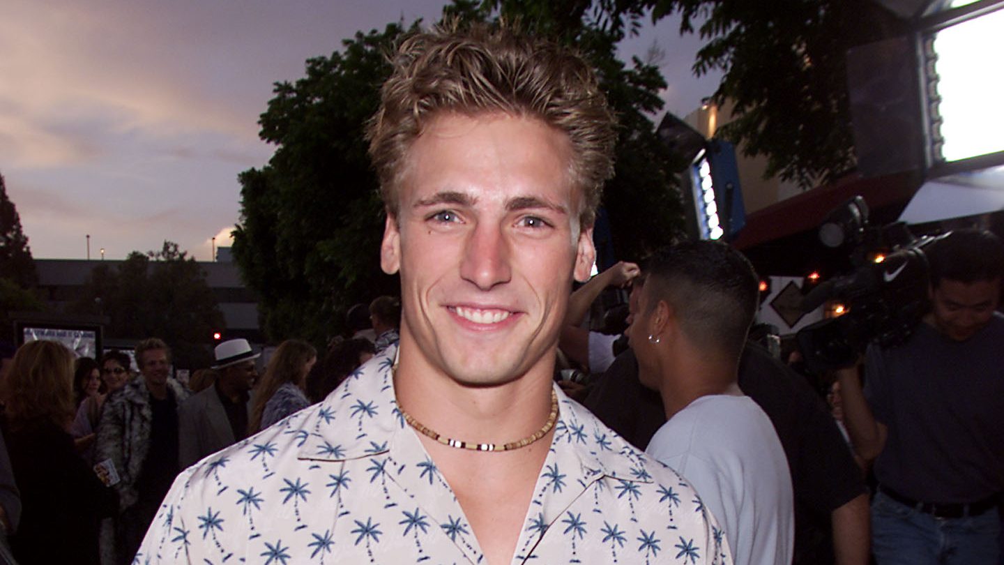 Andrew Walker Is Certified Hallmark Royalty: 28 of His Best Movies, Ranked