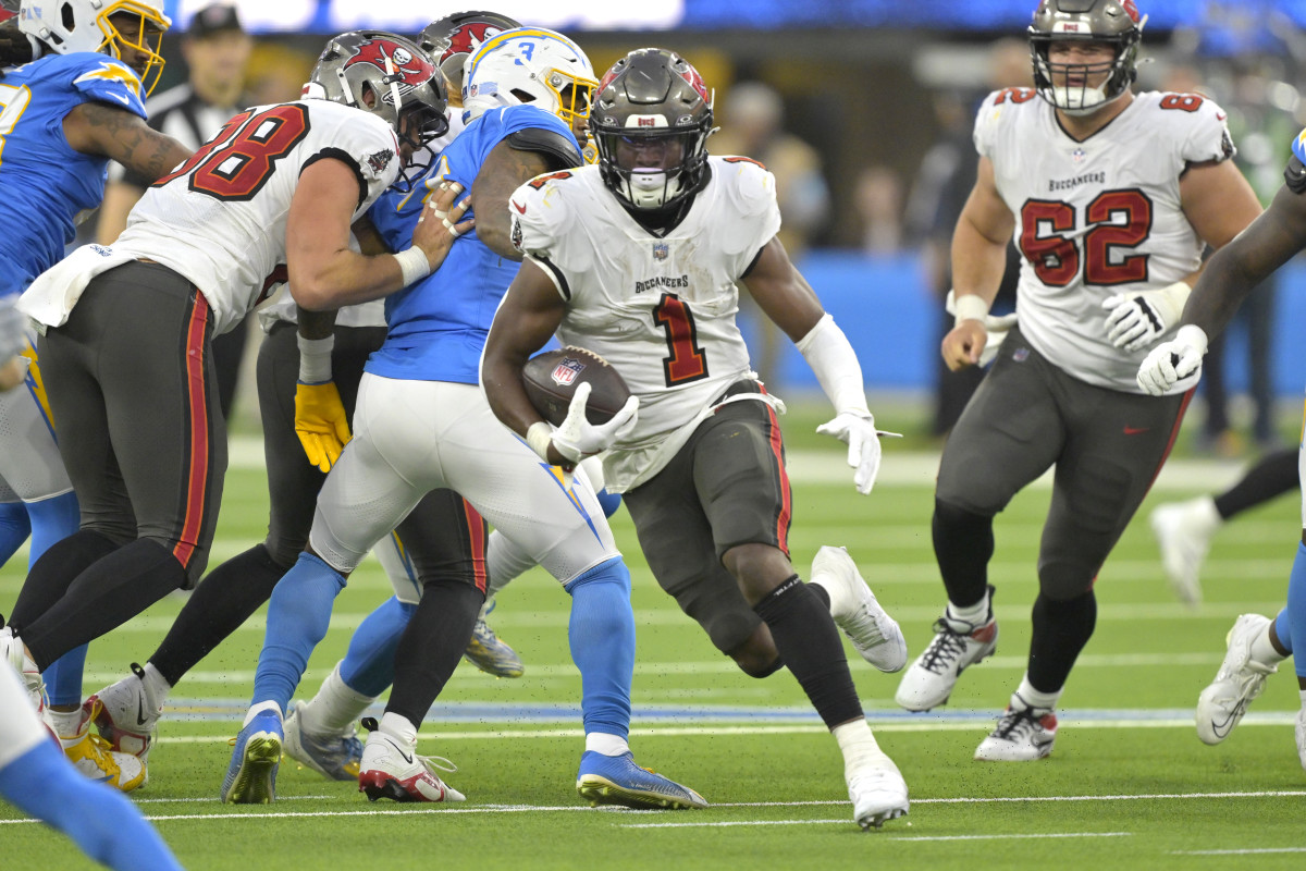 Bucs Urged to Make Shockingly Bold Backfield Move