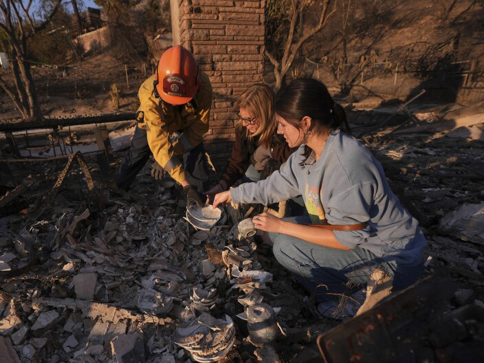 LA launches online tool to help wildfire victims create recovery plans LA launches online tool to help wildfire victims create recovery plans