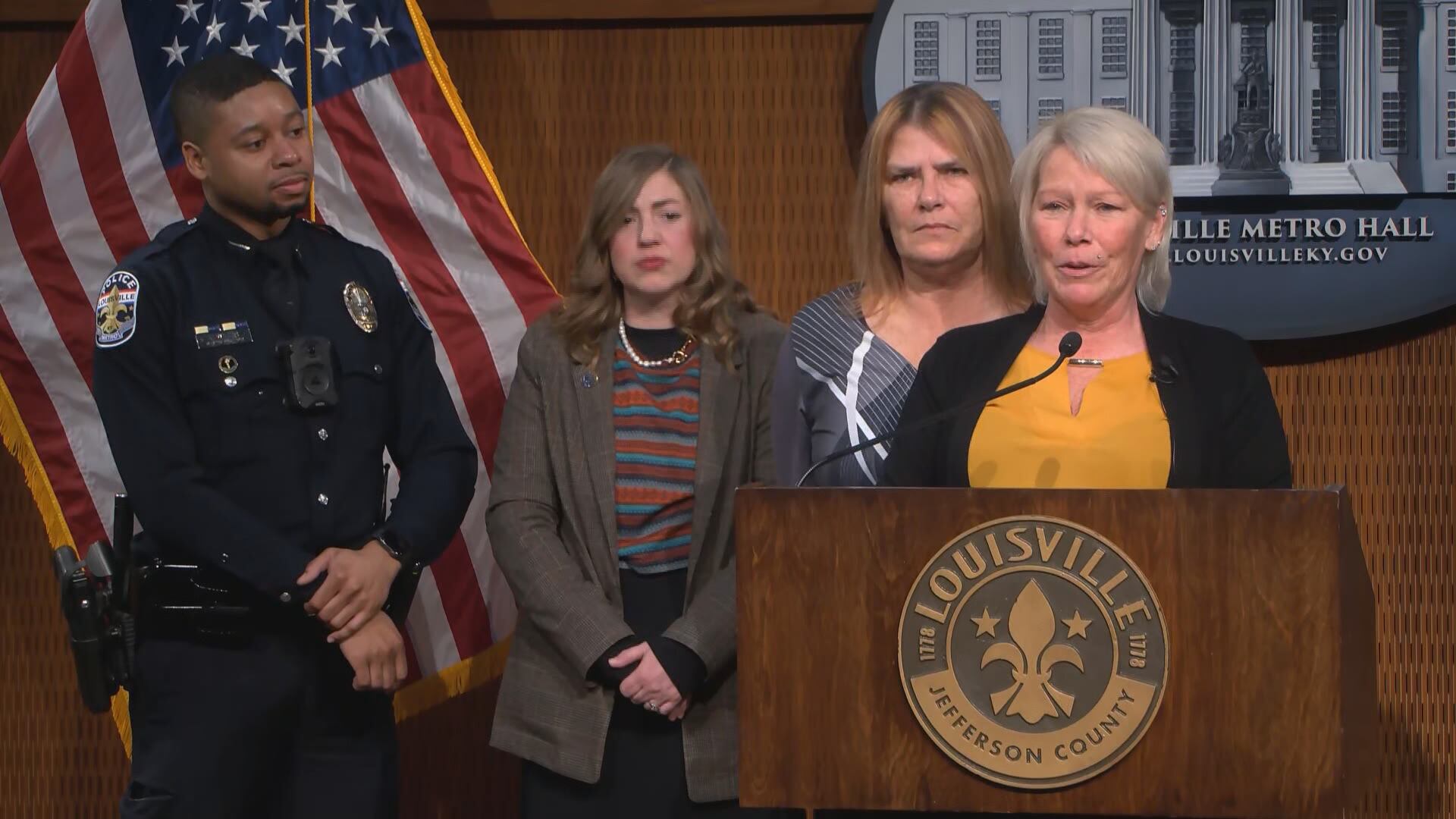 Louisville woman and LMPD detective recognized for saving man who was ...