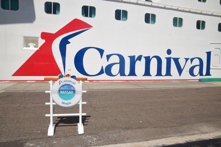 Carnival Cruise Line Just Revealed A Common Cruise Scam—Here's How To ...