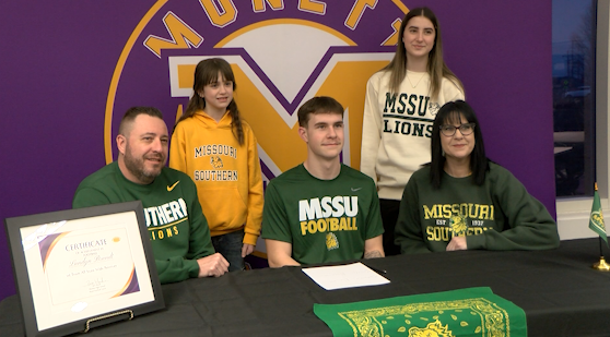 Monett’s Landyn Brandt signs NLI with Missouri Southern Football