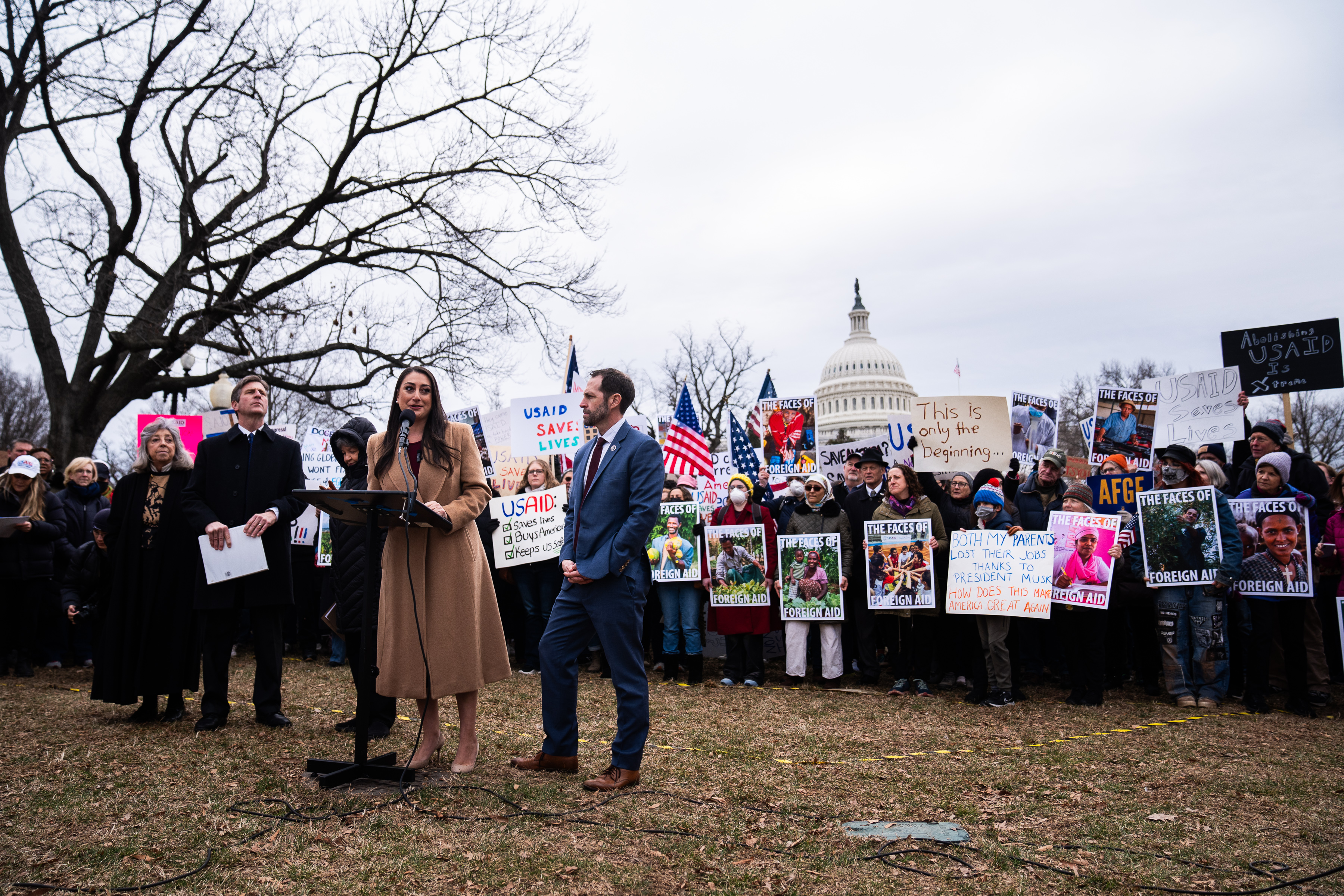 Democrats focus on Elon Musk as they search for a message to fight Trump