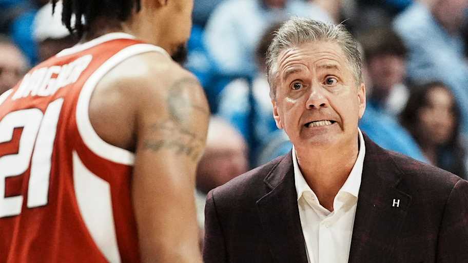 Texas Type Team Razorbacks Need to Find Way to Beat Tonight