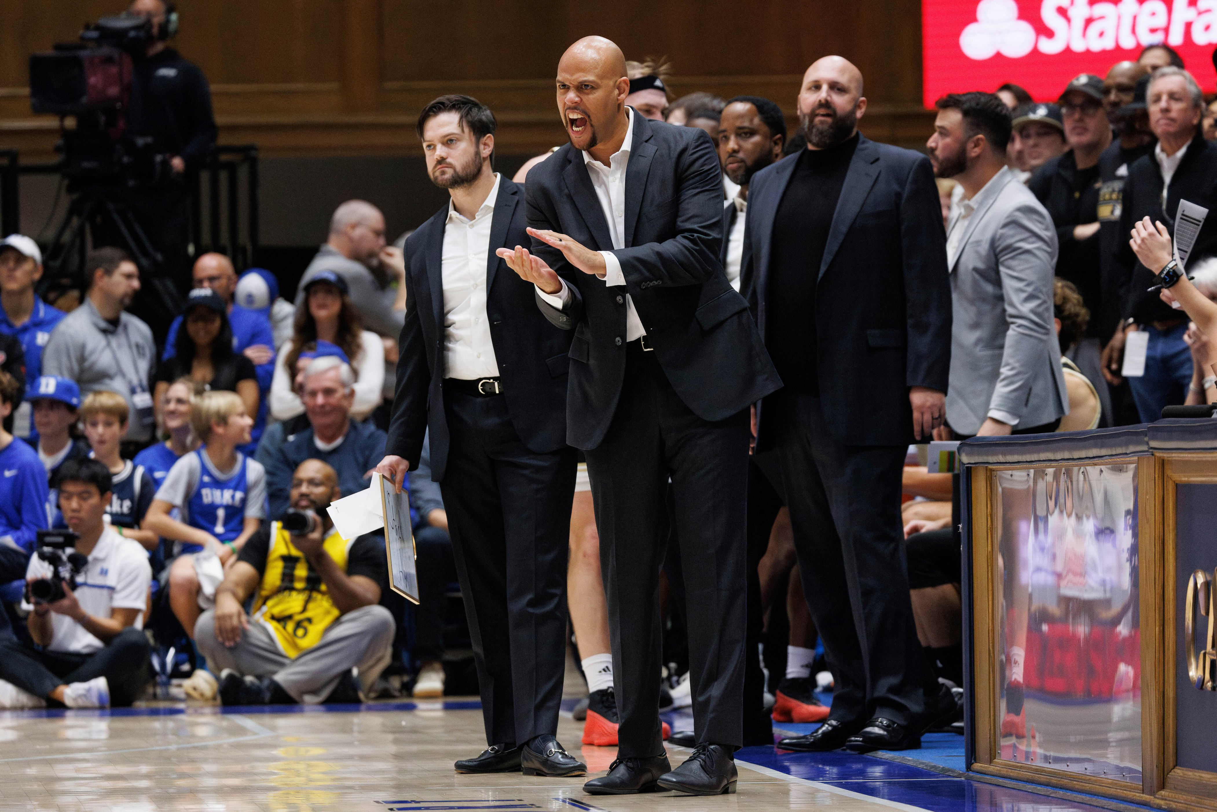 Wofford Men’s Basketball Falls to Chattanooga