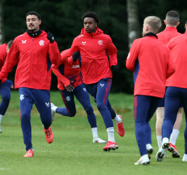 Rafael Fernandes (LOSC) fait ses premiers pas avec les Rangers en Écosse