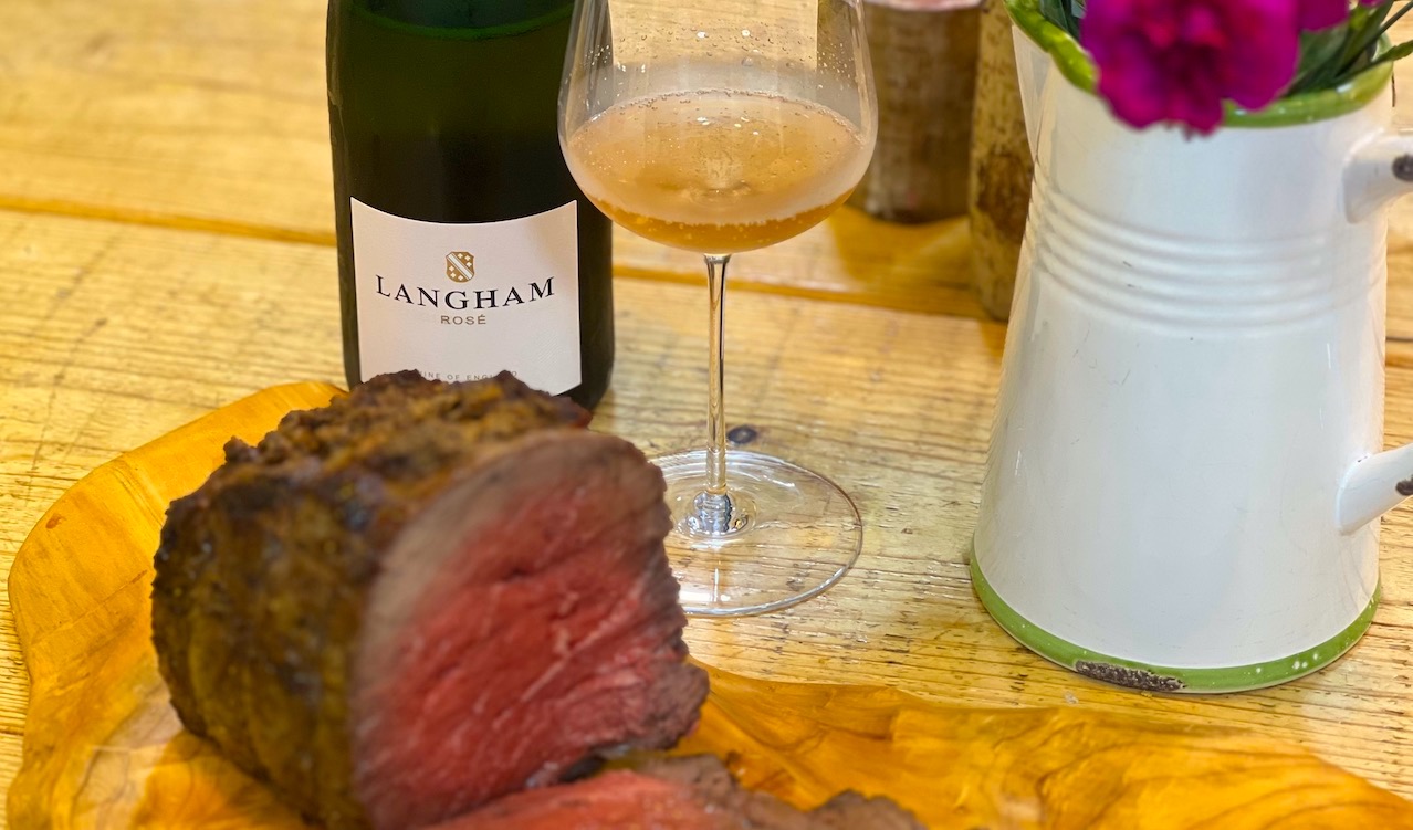 Roast beef and pink fizz