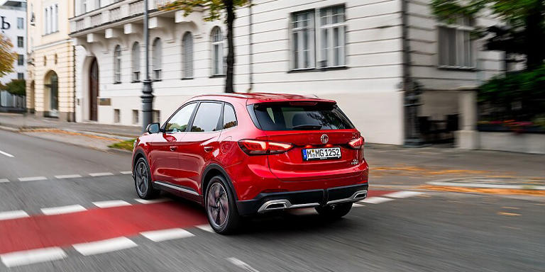 Praxistest MG 3 / ZS Hybrid Plus - Jetzt will China auch die besseren ...