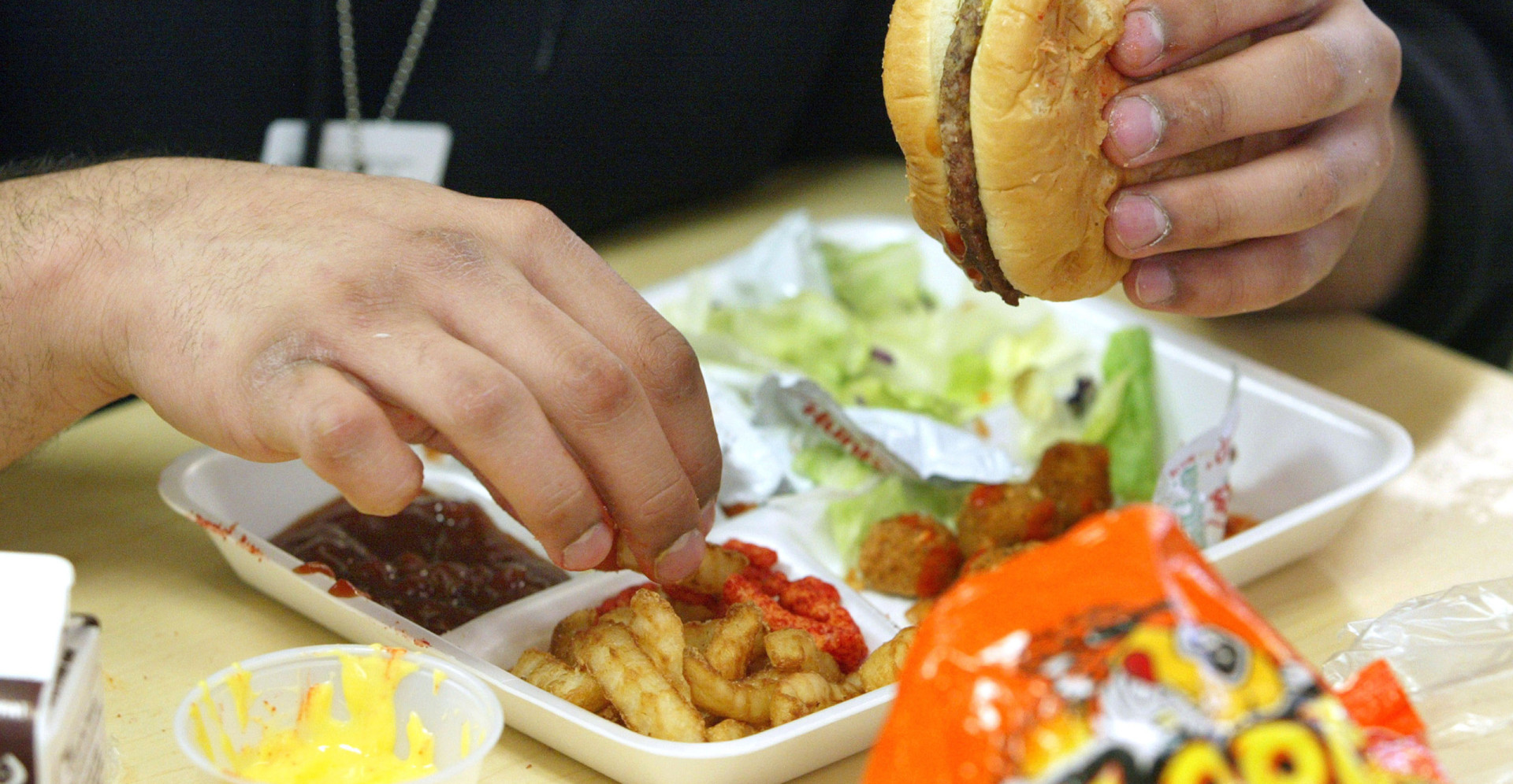 Anti-anxiety diet? Understand how food impacts your mental health