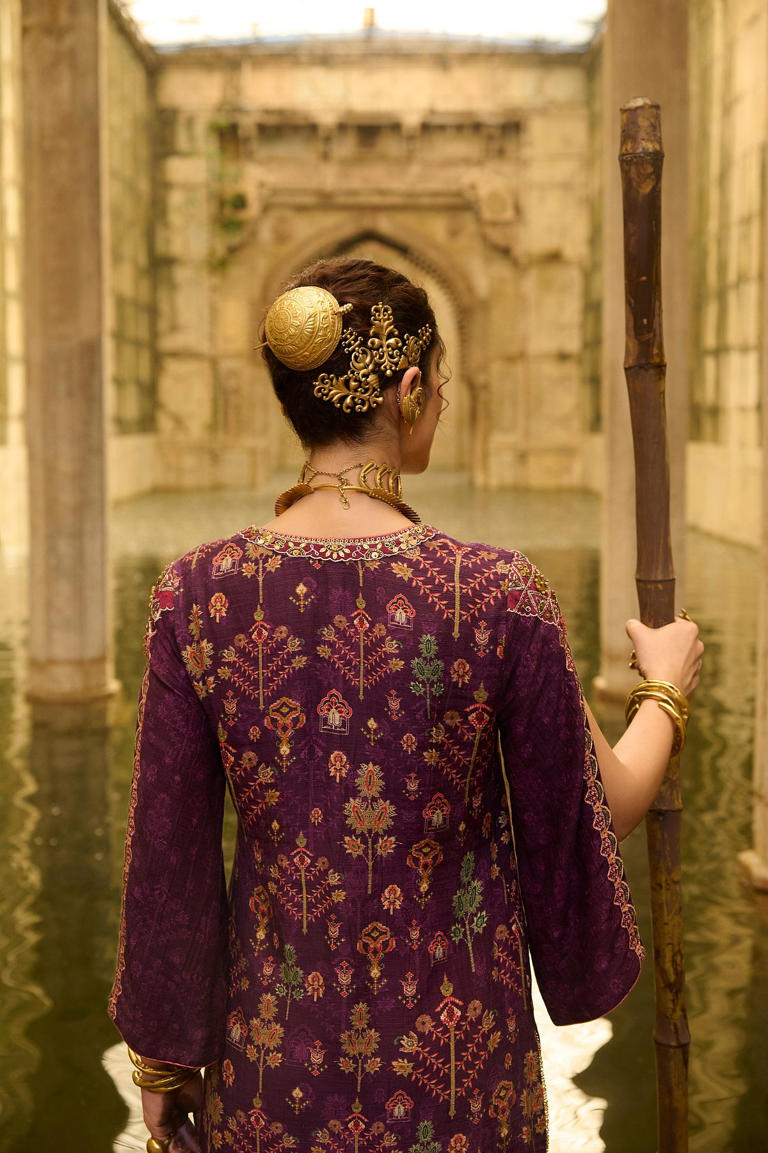 Phool Waalon Ki Sair inspires Saundh’s bridal collection