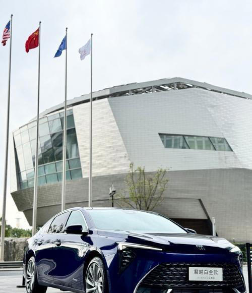 汽车界的“性价比米车”？5米长+9AT+2.0T，15万拿下大空间强动力