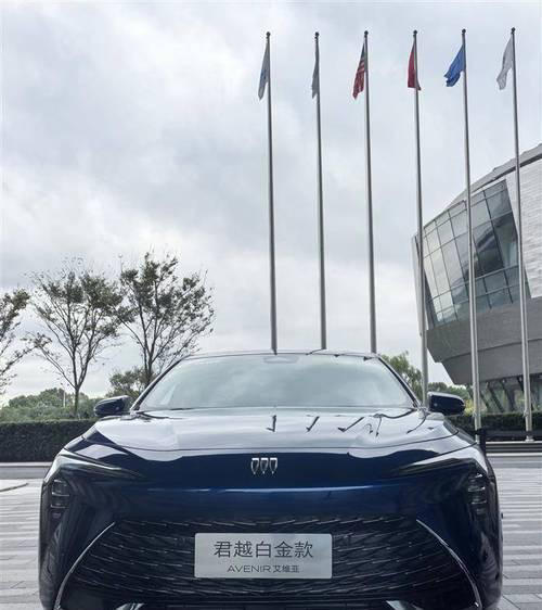 汽车界的“性价比米车”？5米长+9AT+2.0T，15万拿下大空间强动力