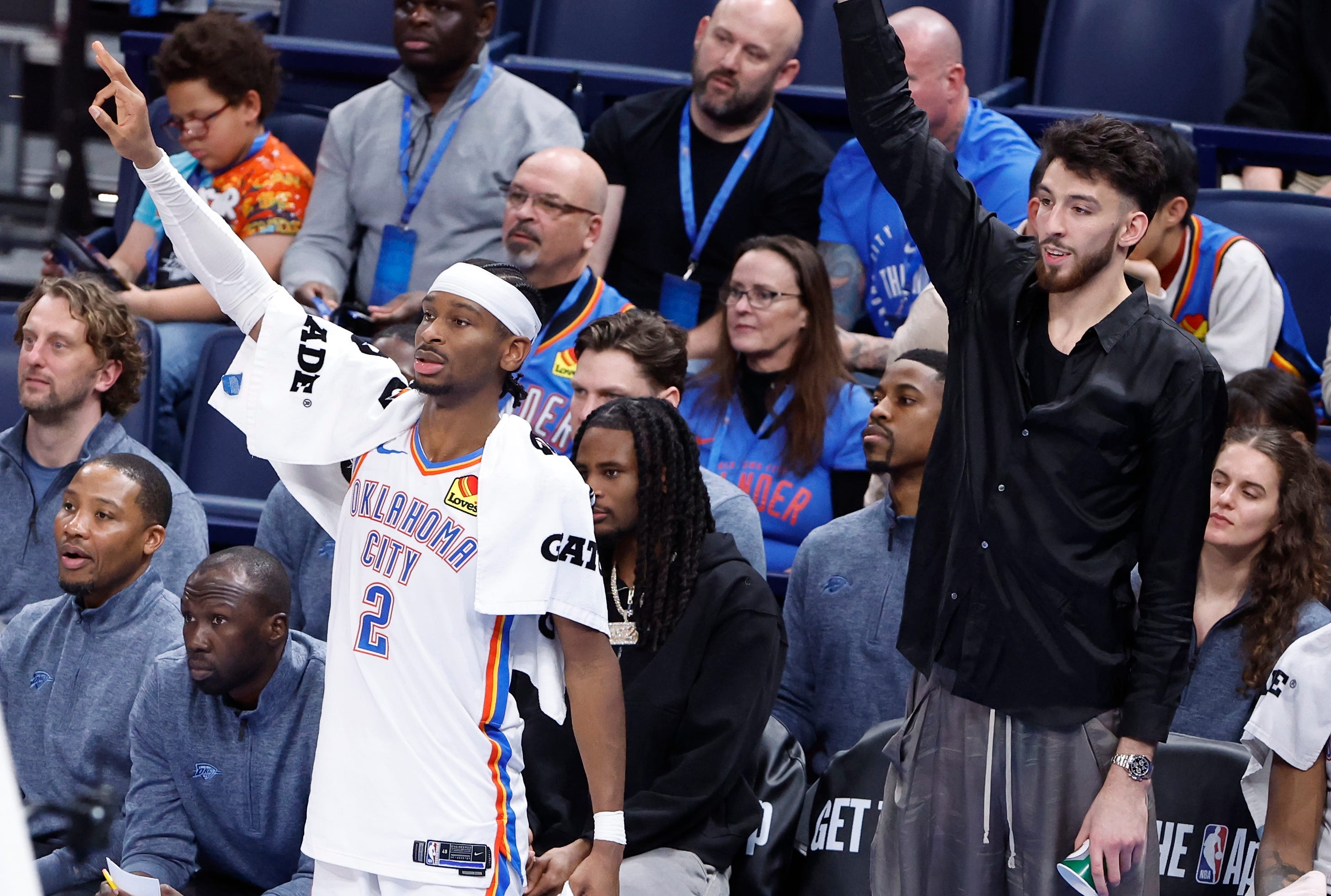 Suns vs. Thunder: Live updates, highlights for Friday's game