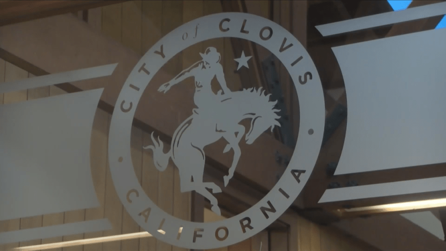 Clovis to consider adding 'In God We Trust' to council chamber