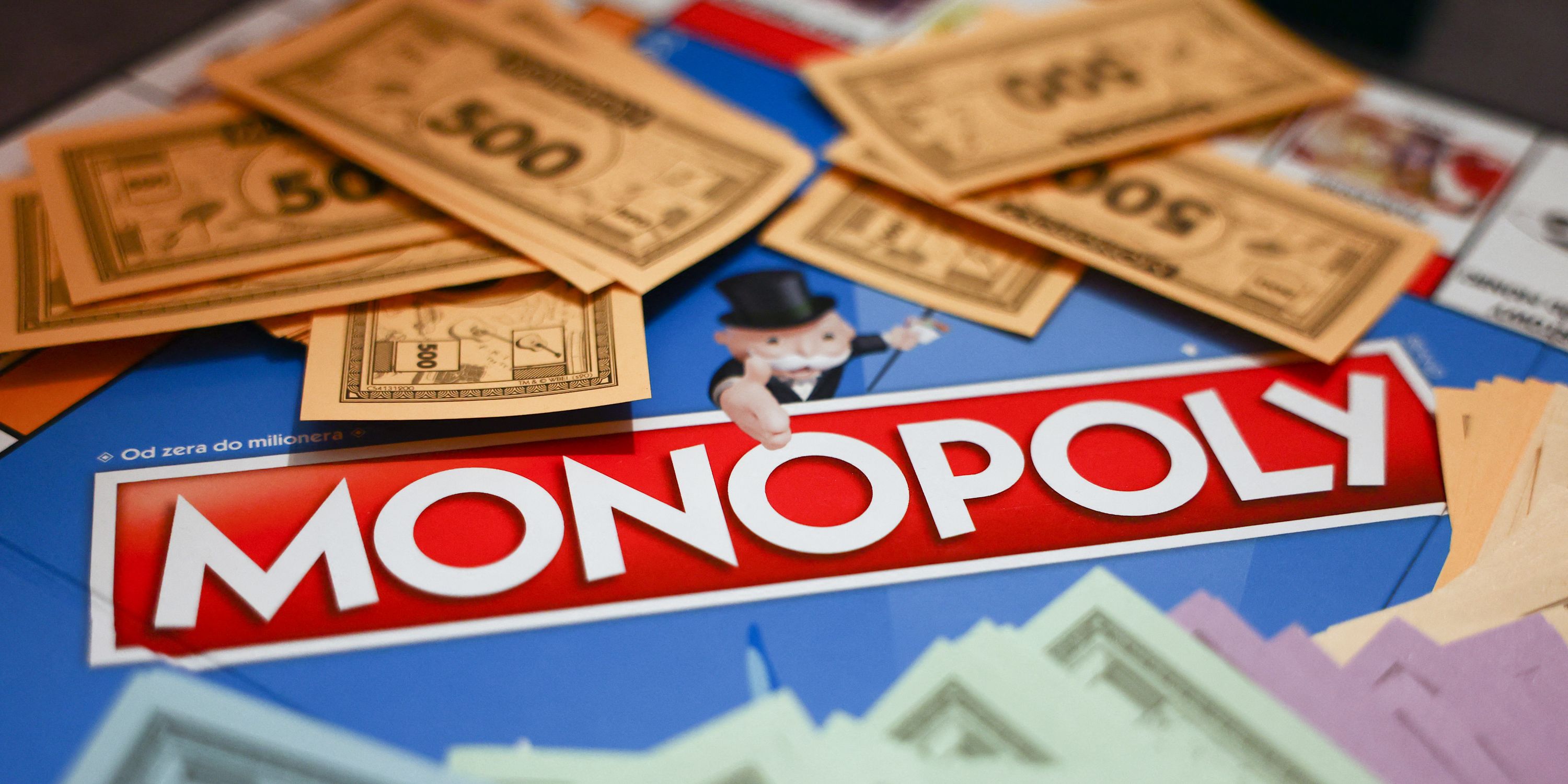 «Tout le monde le connaît» : le Monopoly fête ses 90 ans et séduit ...