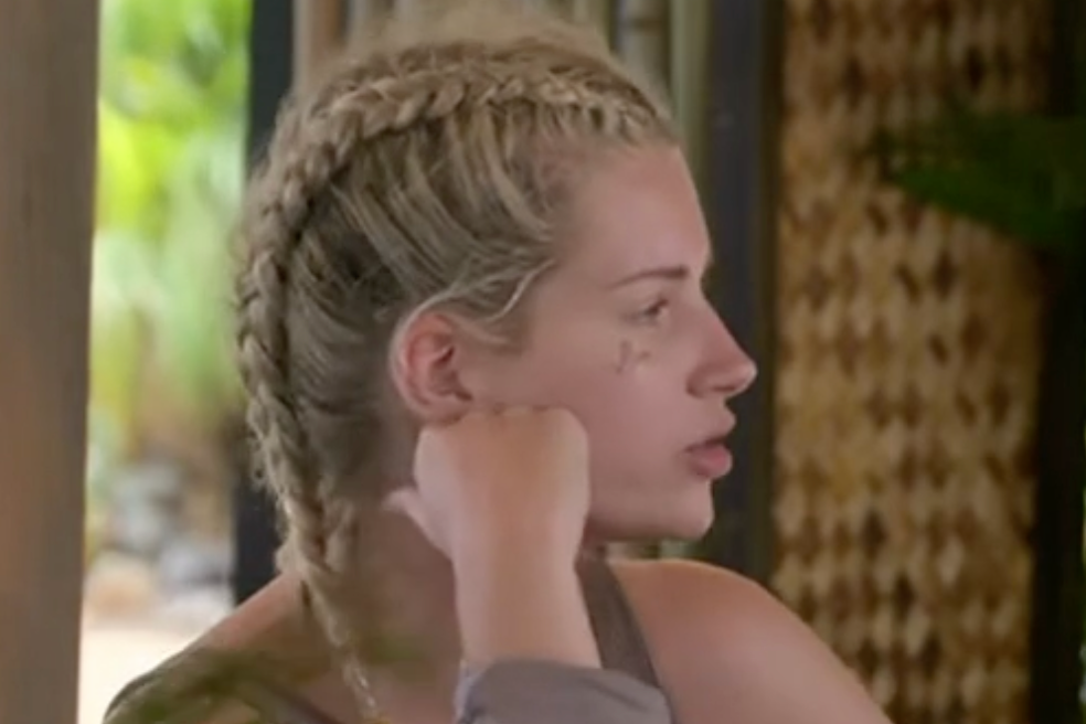 Celebrity Bear Hunt star Lottie Moss breaks down in tears over rehab ...