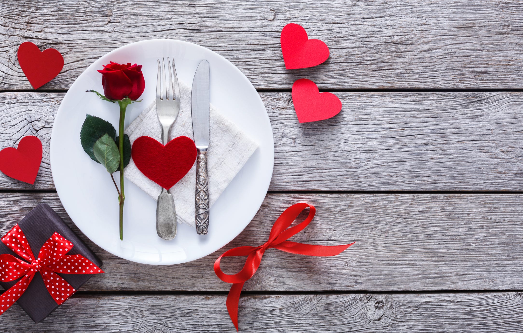 Valentine's Day deals, special menu items at local restaurants