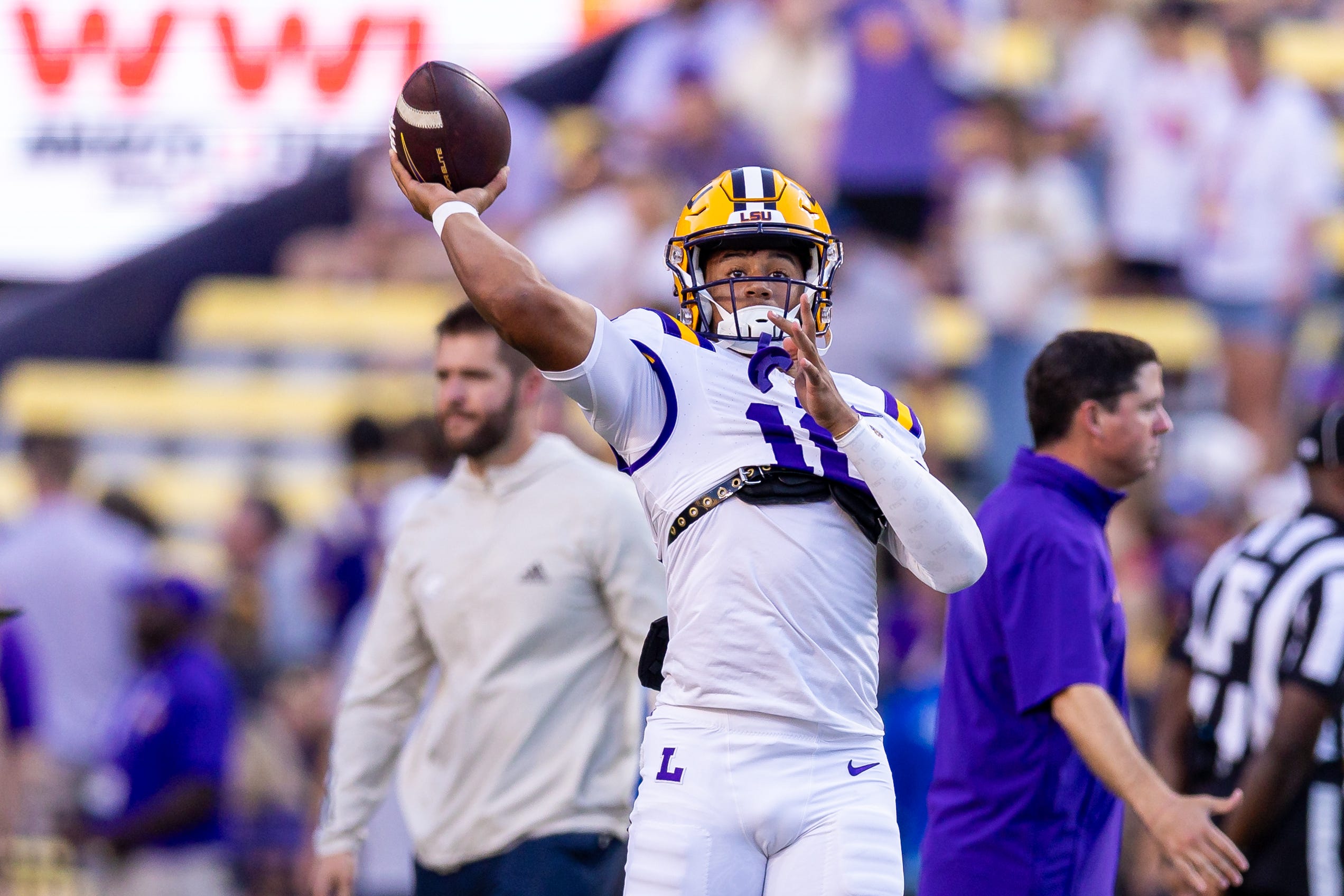 LSU quarterback returns to team after recovering from January car accident