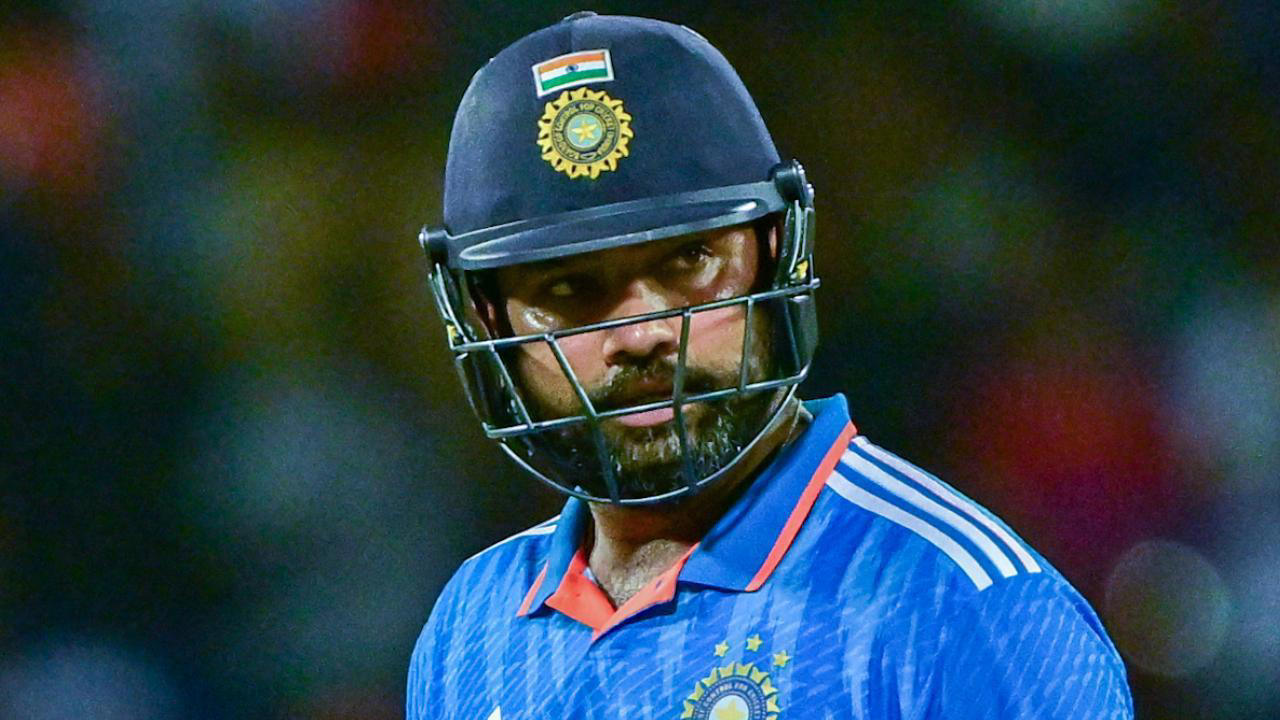 Rohit Sharma ‘forgets’ again! Fans spot another ‘Hitman’ moment in ... Rohit Sharma ‘forgets’ again! Fans spot another ‘Hitman’ moment in ...