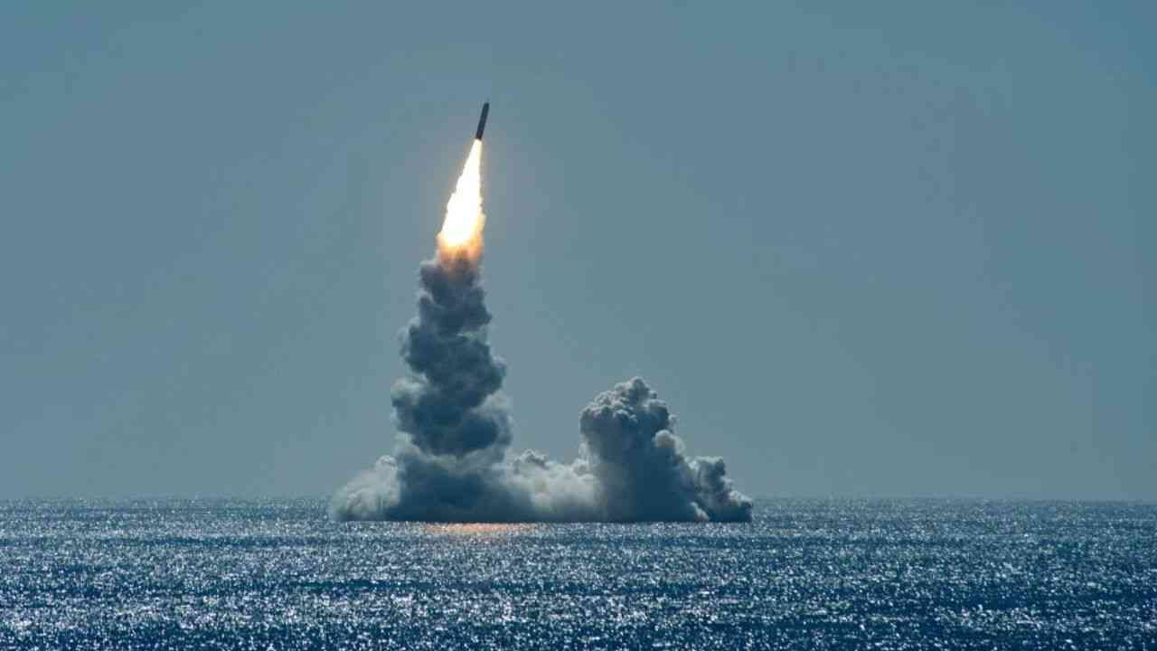 Trident II: Cold War-era nuclear missile undergoes modernization and ...