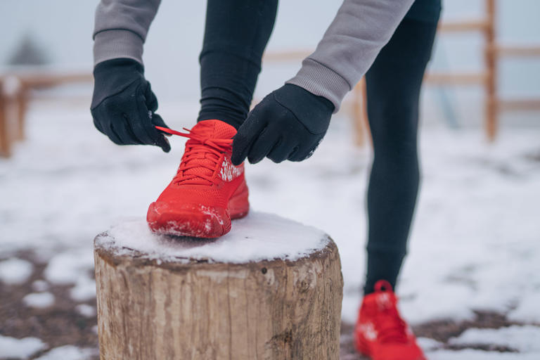How to Exercise Outside With Raynaud’s Syndrome Without Freezing Your ...