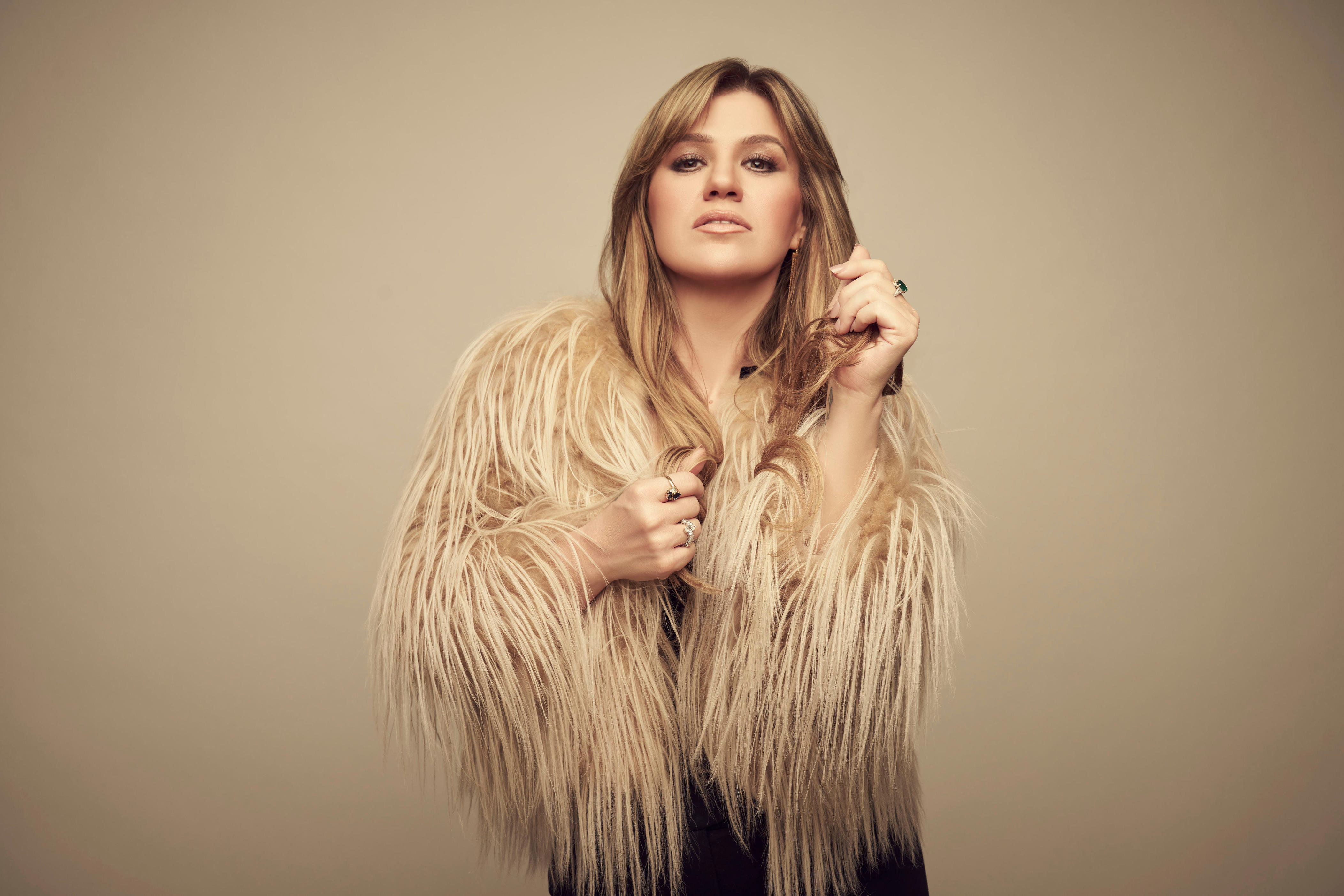 Kelly Clarkson in Vegas: How to score tickets to her Caesars Palace ...