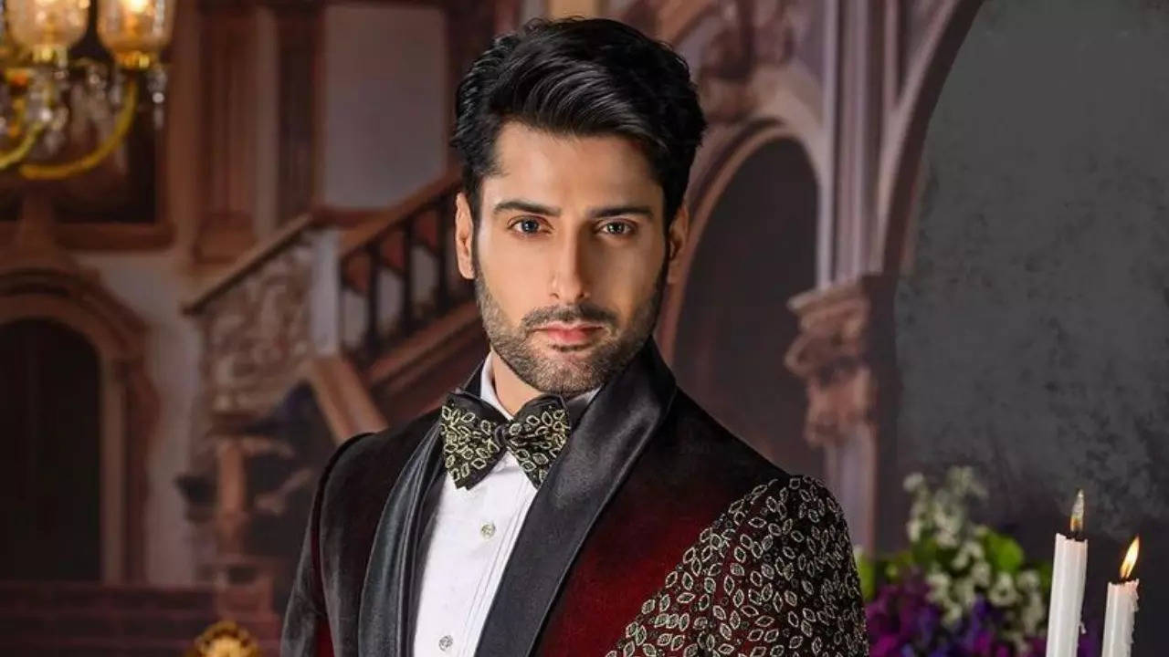 Hitanshu Jinsi on playing Dhruv Shukla in Ram Bhavan: Dhruv is the kind of man every girl would ...