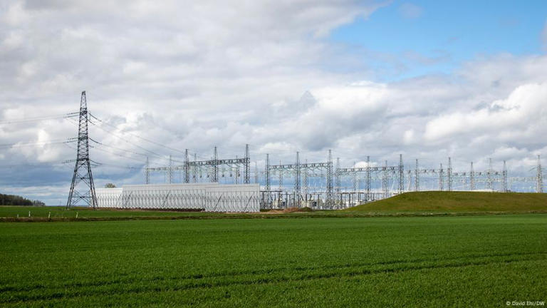 Baltic states finally turn off Russian electricity