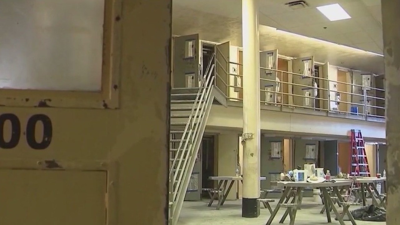 Senators approve bill moving Fulton County Jail inmates