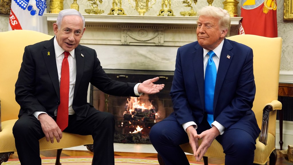 Netanyahu gifts Trump a ‘golden pager’ during visit — in nod to ...