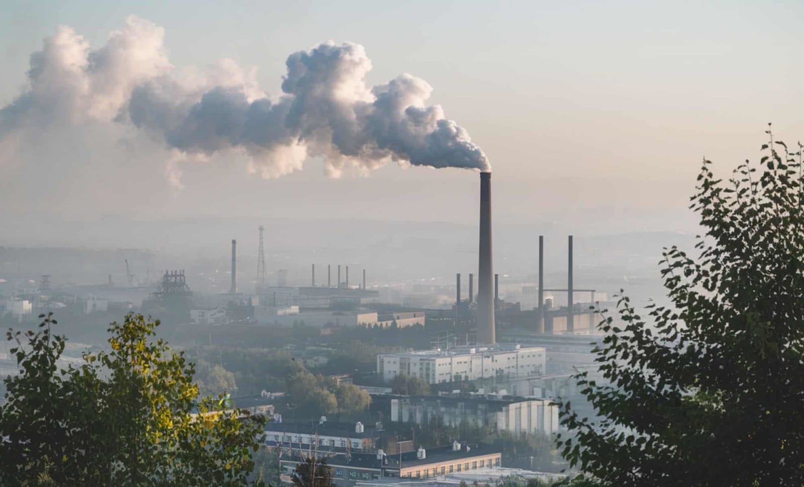 Des polluants éternels PFAS détectés dans l’air à Lyon : une première ...