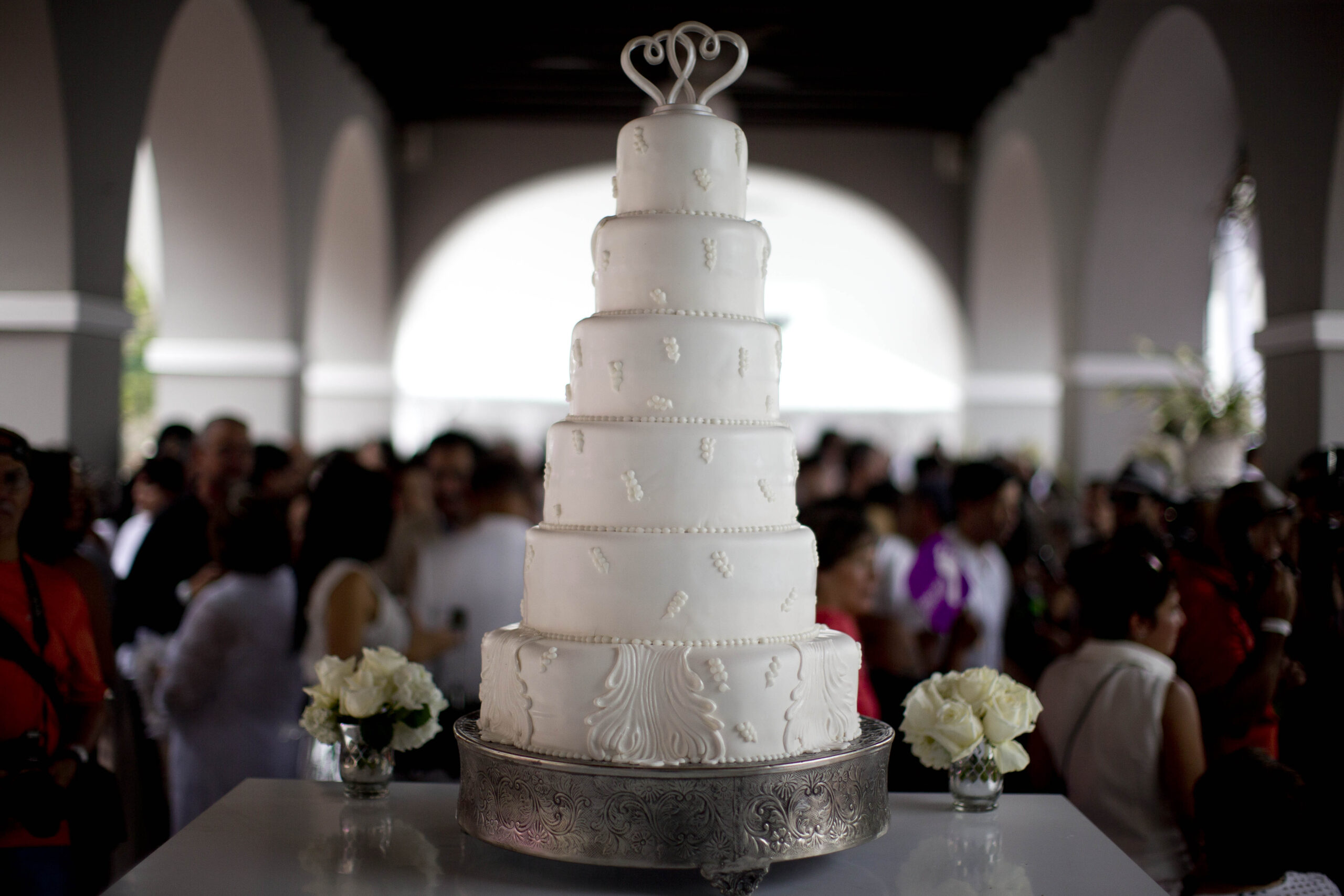 This Valentine’s Day, Lovebirds Can Get Married at Ryan Reynolds’ Gin ...