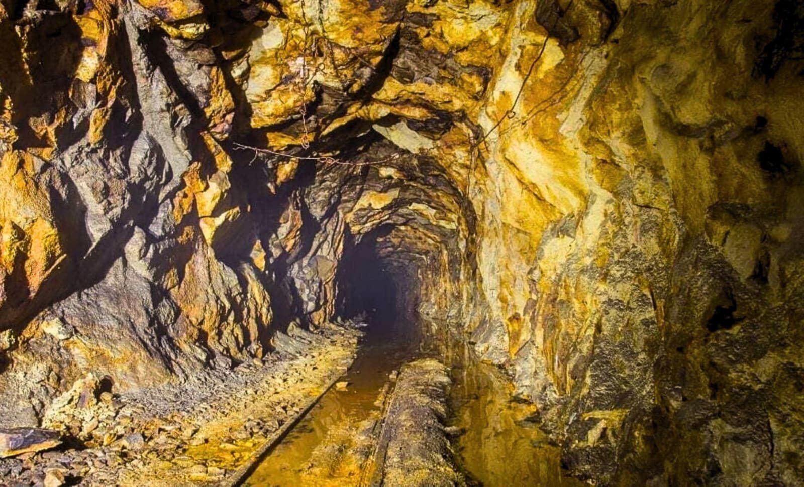 Geologists Uncover One of the Largest Gold Reserve Ever, Worth 78 ...